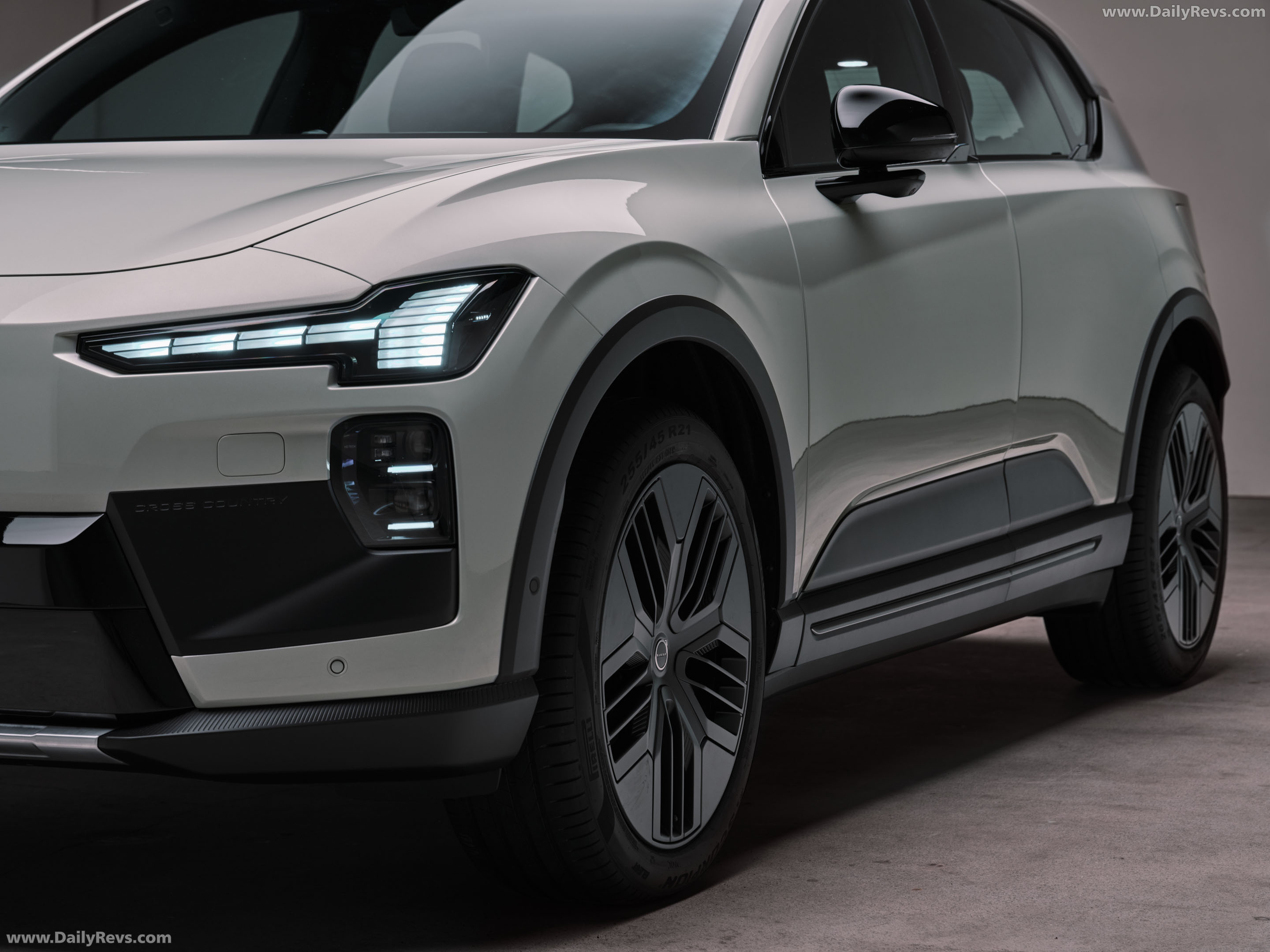 2027 Volvo EX60 Cross Country Expands the Electric Core - DailyRevs