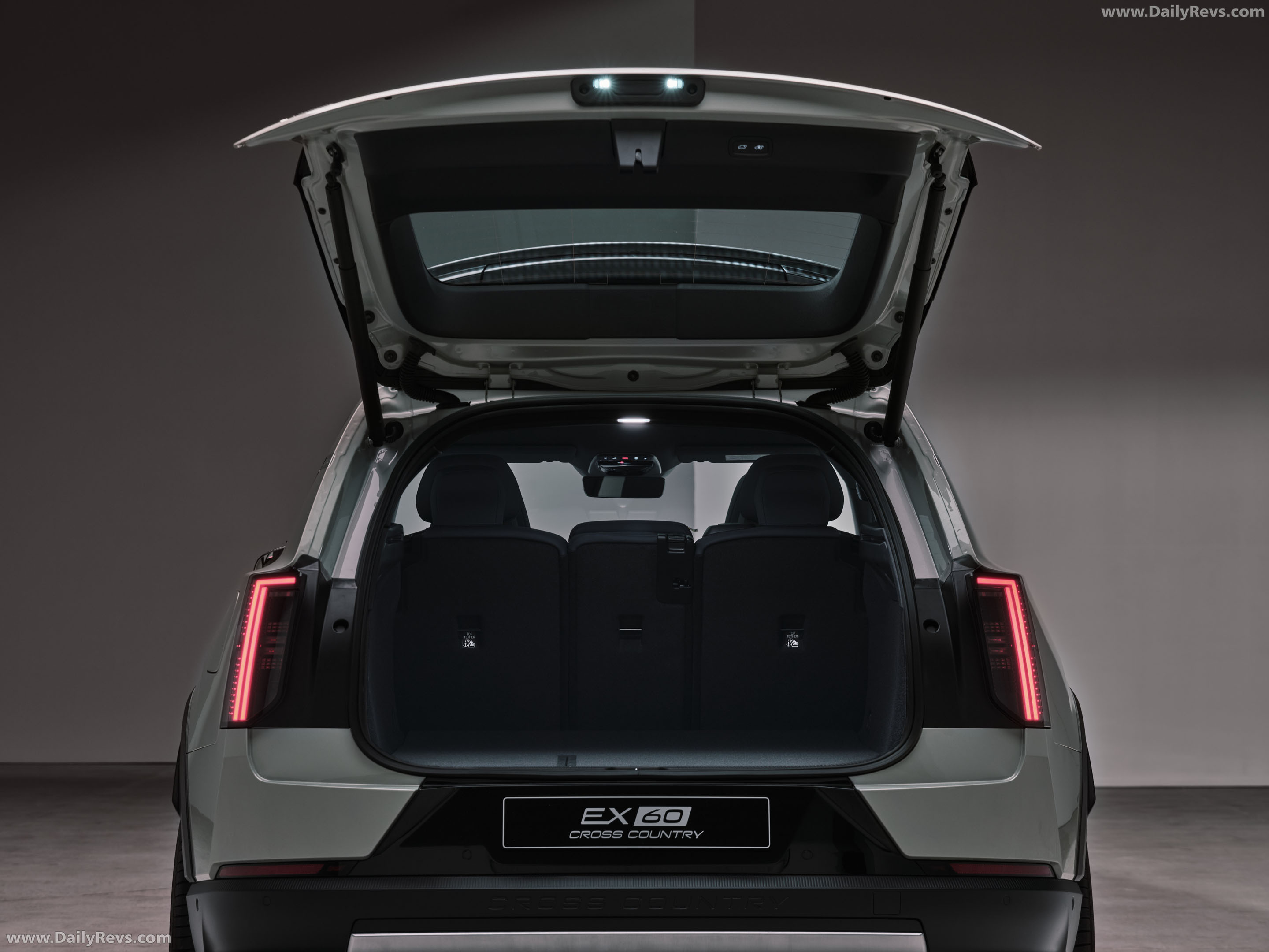 2027 Volvo EX60 Cross Country Expands the Electric Core - DailyRevs