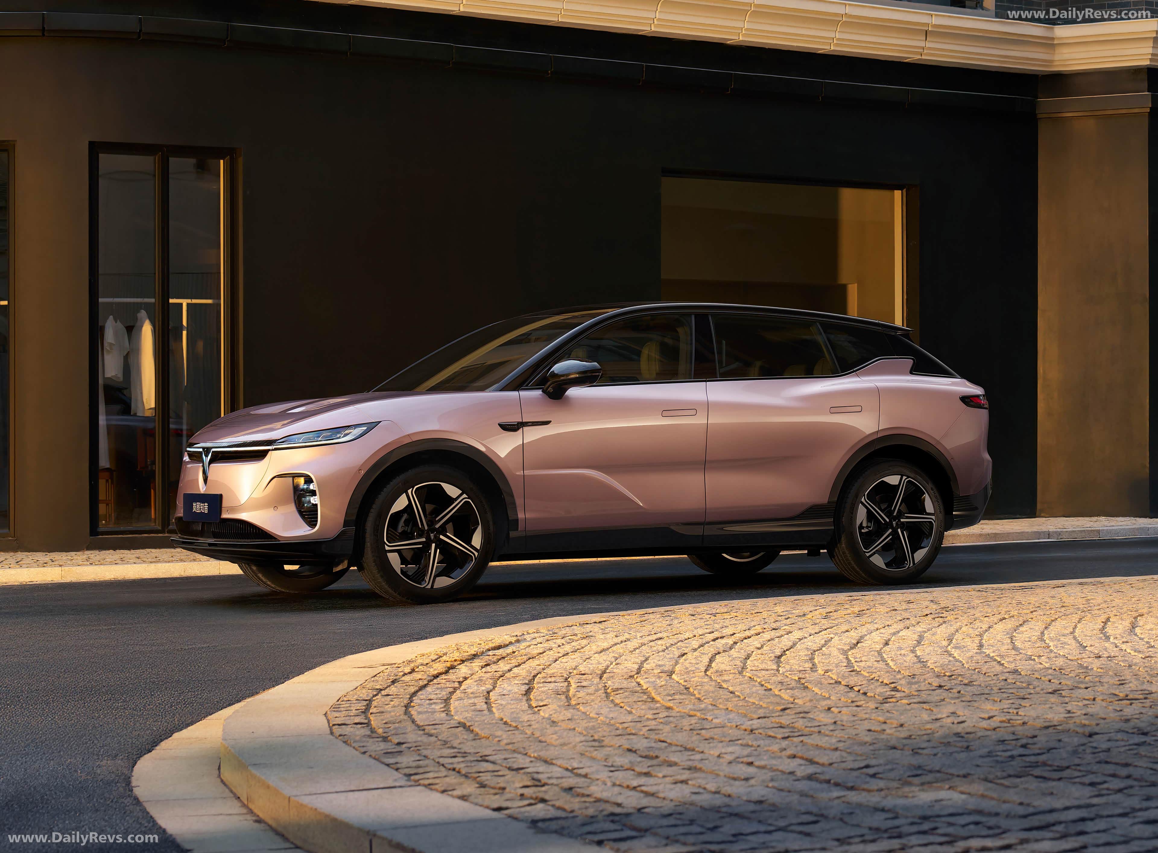 2026 Voyah Free 4WD - Voyah Expands the Luxury SUV Market - DailyRevs