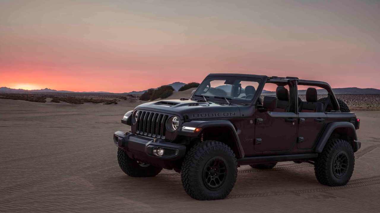 Jeep Wrangler 392 Stays in Production as Gladiator Prepares for V8 ...